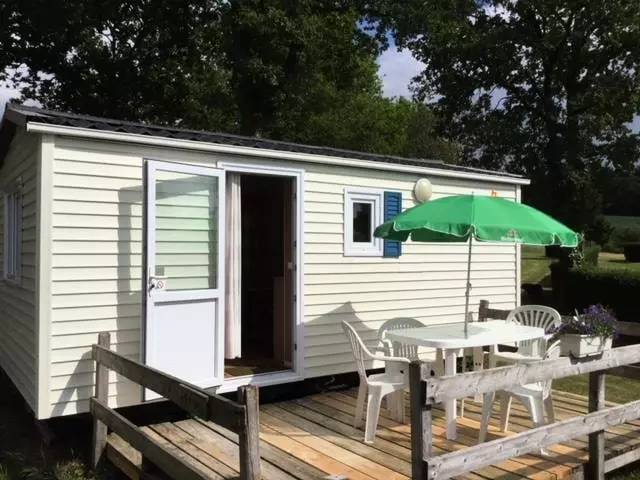 18 M² Mobil-home ∙ 1 Chambre ∙ 4 Personnes - Nontron