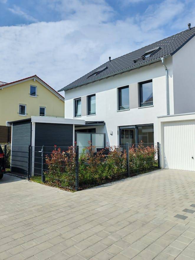 145 M² Ferienhaus ∙ 4 Schlafzimmer ∙ 5 Gäste - Friedrichshafen