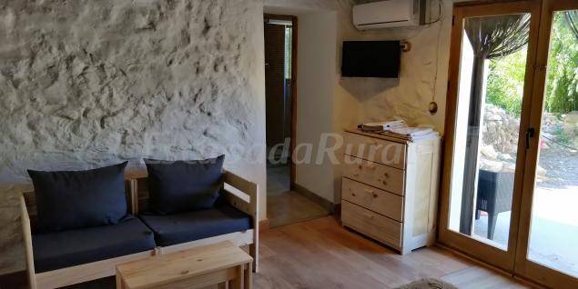 Casa Rural ∙ 9 Habitaciones ∙ 2 Huéspedes - Alcalá del Júcar