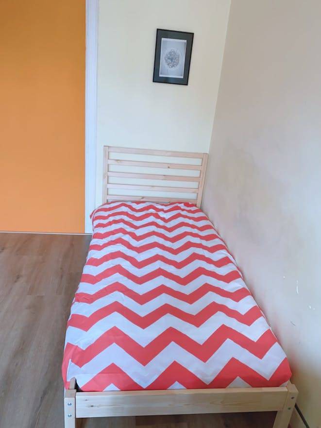 200 M² Private Room ∙ 1 Bedroom ∙ 1 Guest - Brussels