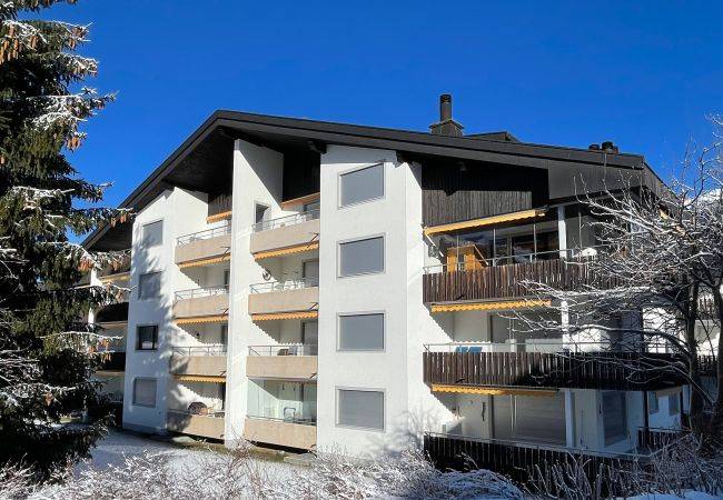56 M² Ferienwohnung ∙ 1 Schlafzimmer ∙ 4 Gäste - Churwalden
