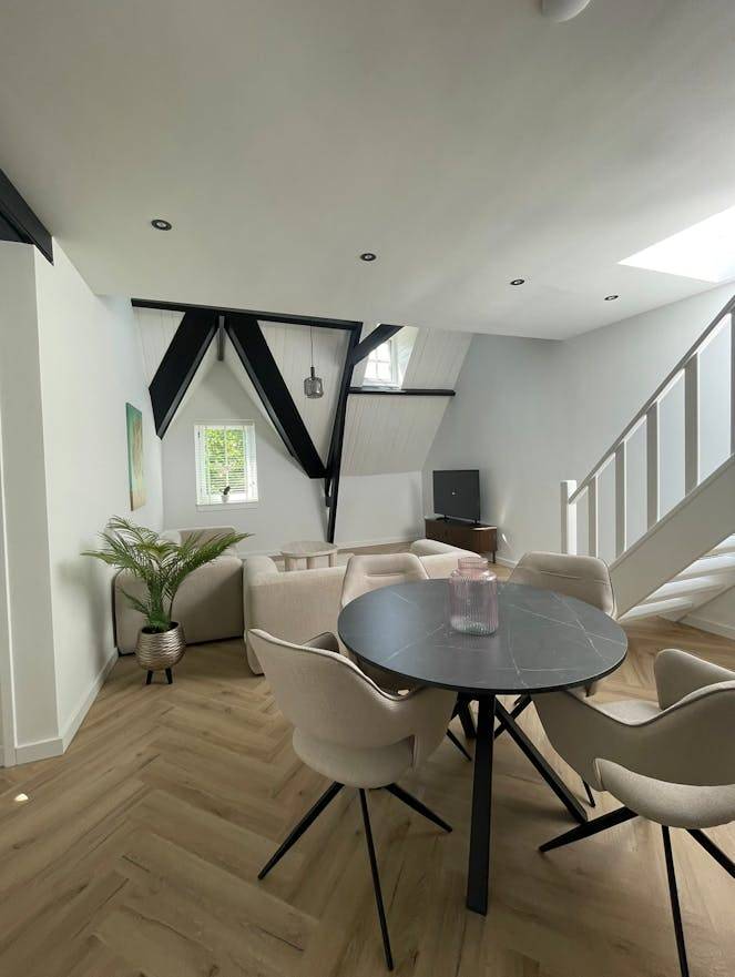 83 M² Appartement ∙ 2 Chambres ∙ 2 Personnes - Schiedam