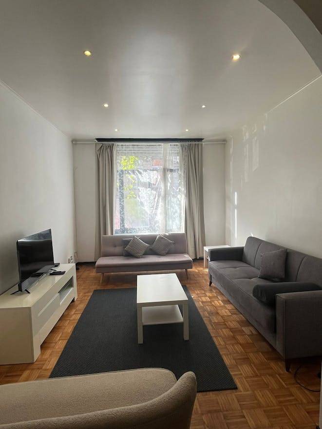 100 M² Huoneisto ∙ 2 Makuuhuonetta ∙ 5 Vierasta - Brabant Wallon