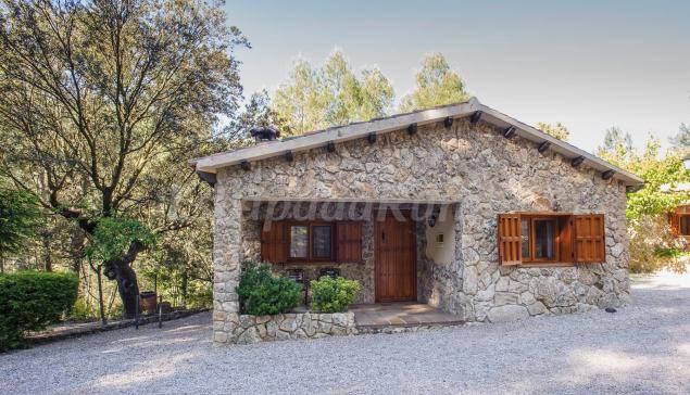 Casa Rural ∙ 3 Habitaciones ∙ 4 Huéspedes - Yeste