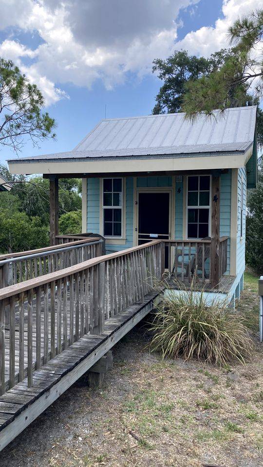 House ∙ 1 Bedroom ∙ 2 Guests - Sarasota, FL