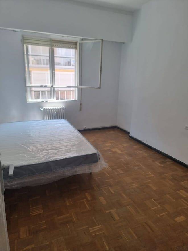 110 M² Habitación Privada ∙ 1 Habitación ∙ 1 Huésped - Valladolid