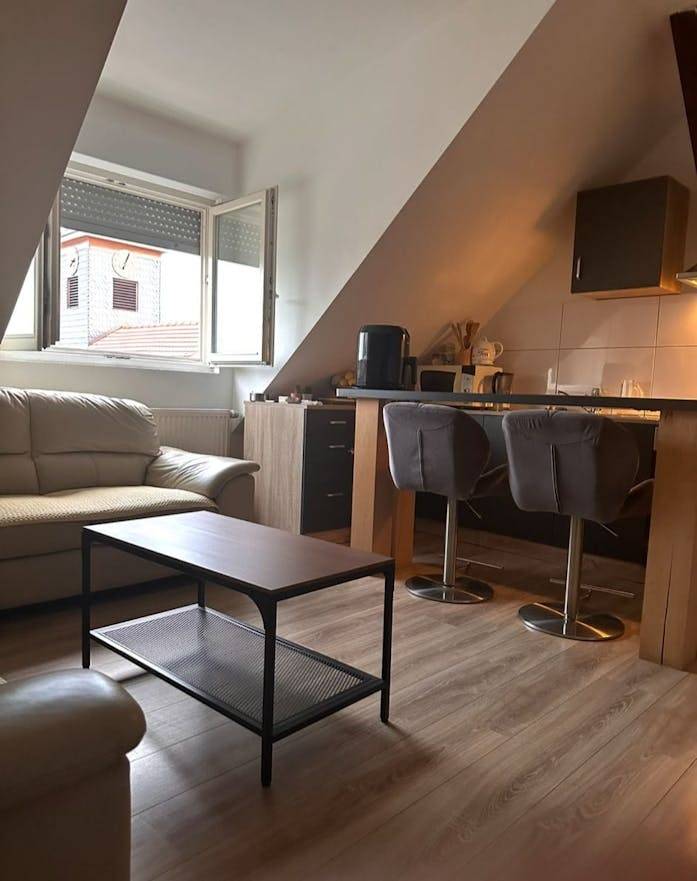 62 M² Ferienwohnung ∙ 2 Schlafzimmer ∙ 4 Gäste - Mannheim