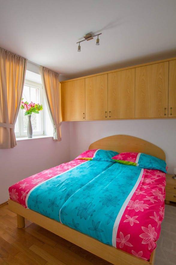 75 M² Appartement ∙ 2 Slaapkamers ∙ 4 Gasten - Ljubljana