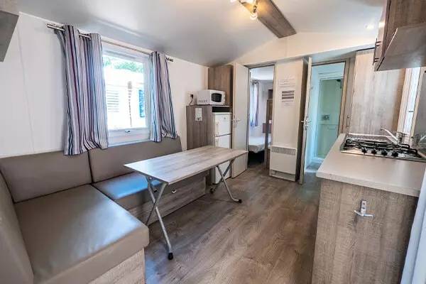 24 M² Caravan ∙ 2 Bedrooms ∙ 4 Guests - Salou