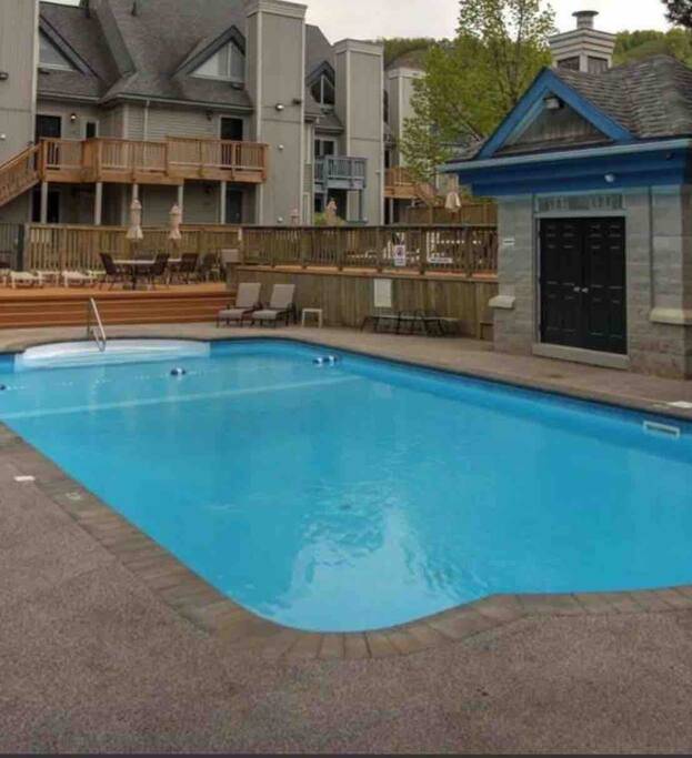 43 M² Apartment ∙ 1 Bedroom ∙ 4 Guests - Thornbury