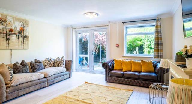 40 M² House ∙ 1 Bedroom ∙ 1 Guest - Luton