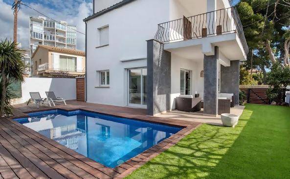 200 M² House ∙ 4 Bedrooms ∙ 8 Guests - S'Agaró