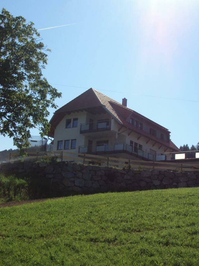 56 M² Ferienwohnung ∙ 1 Schlafzimmer ∙ 2 Gäste - Waldkirch