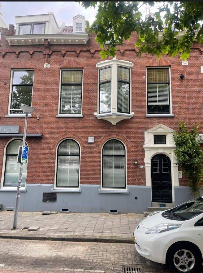 83 M² Apartment ∙ 2 Bedrooms ∙ 2 Guests - Schiedam