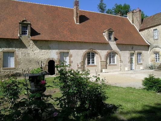 90 M² Gîte ∙ 3 Chambres ∙ 6 Personnes - Allier