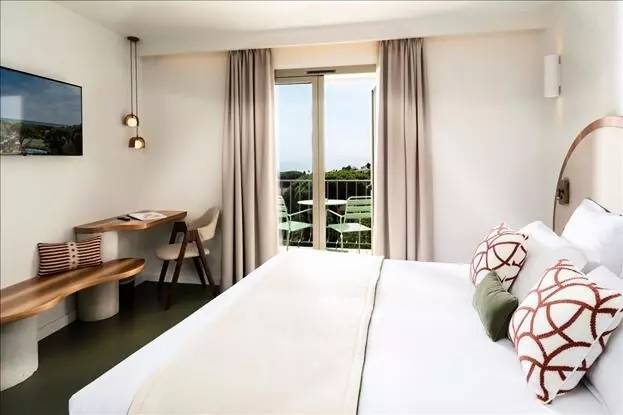22 M² Hotel ∙ 1 Bedroom ∙ 2 Guests - Rayol-Canadel-sur-Mer