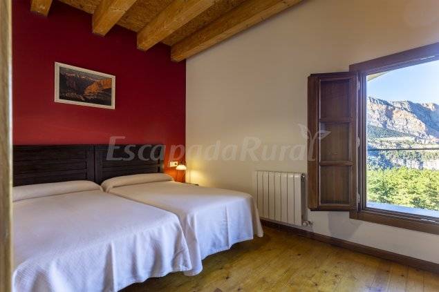 Cottage ∙ 11 Chambres ∙ 4 Personnes - Àger