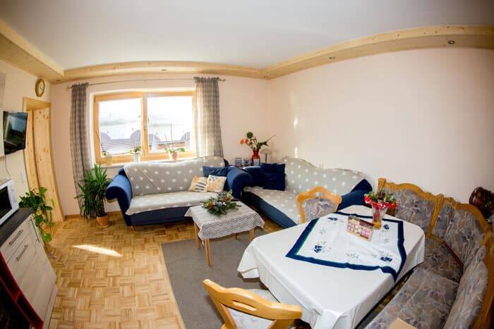 60 M² Ferienwohnung ∙ 2 Schlafzimmer ∙ 4 Gäste - Arrach