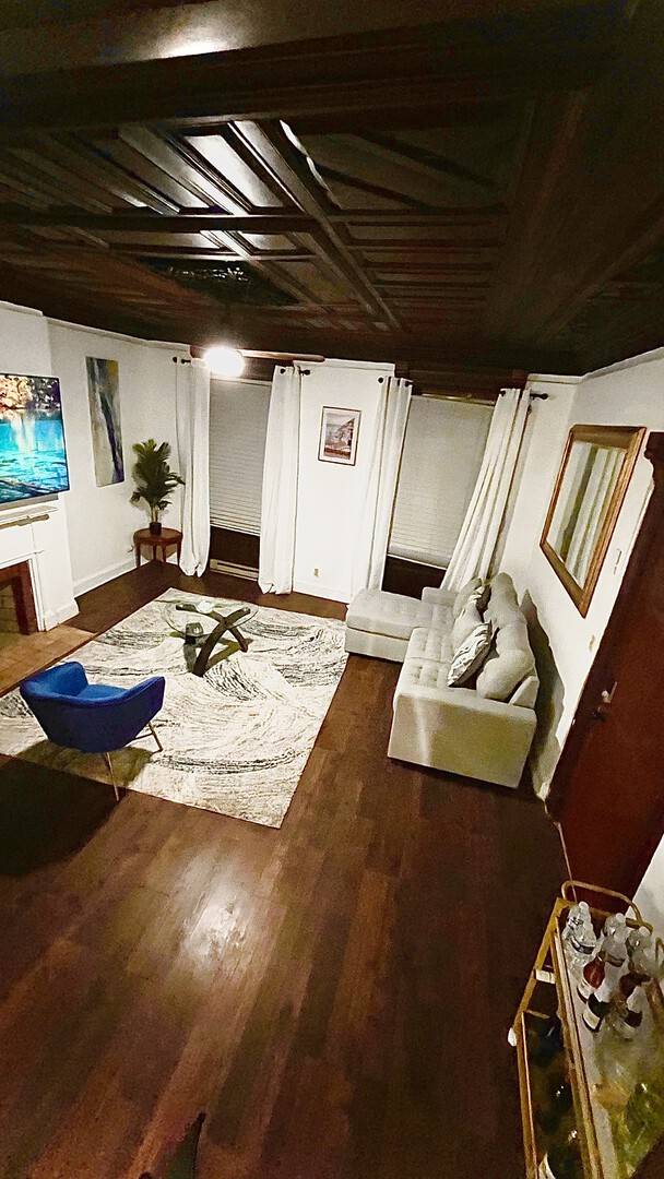 116 M² Apartment ∙ 1 Bedroom ∙ 1 Guest - Albany, NY