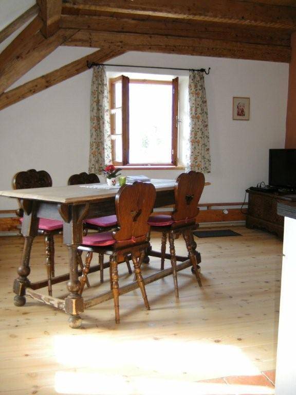 45 M² Ferienwohnung ∙ 1 Schlafzimmer ∙ 3 Gäste - Unterammergau