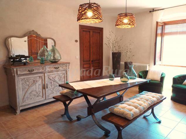 Cottage ∙ 8 Chambres ∙ 17 Personnes - Catalogne