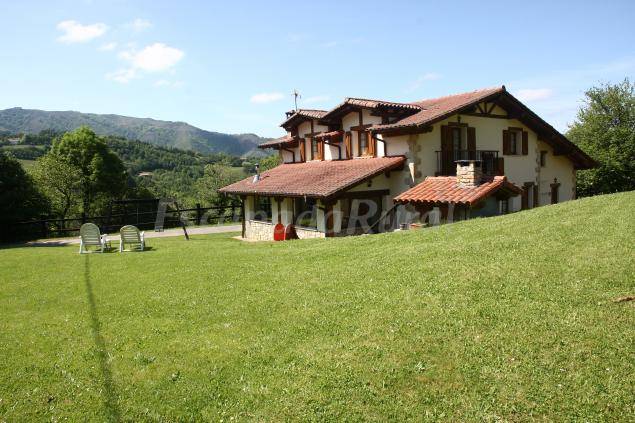 Cottage ∙ 5 Bedrooms ∙ 3 Guests - Baskenland