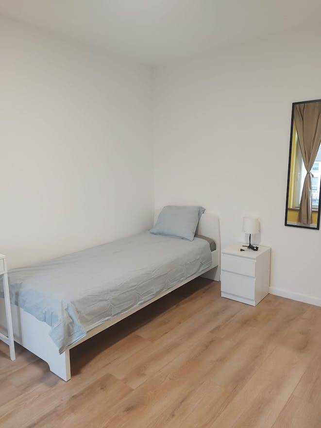 Chambre Privée ∙ 1 Chambre ∙ 8 Personnes - Charleroi