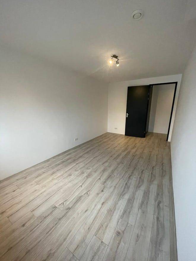 100 M² Apartment ∙ 3 Bedrooms ∙ 3 Guests - Amsterdam