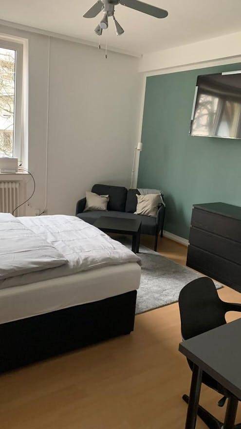 85 M² Habitación Privada ∙ 1 Habitación ∙ 1 Huésped - Fráncfort del Meno