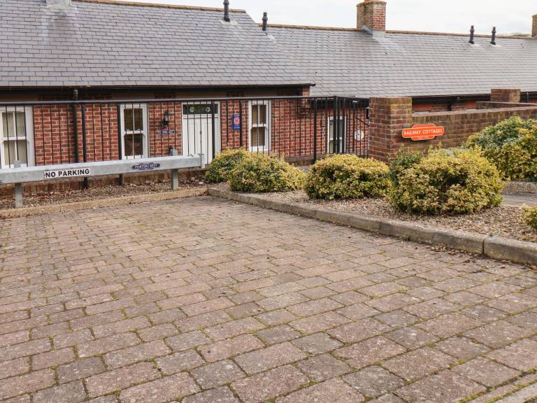 Cottage in Whitby with Garden + Spectacular Views