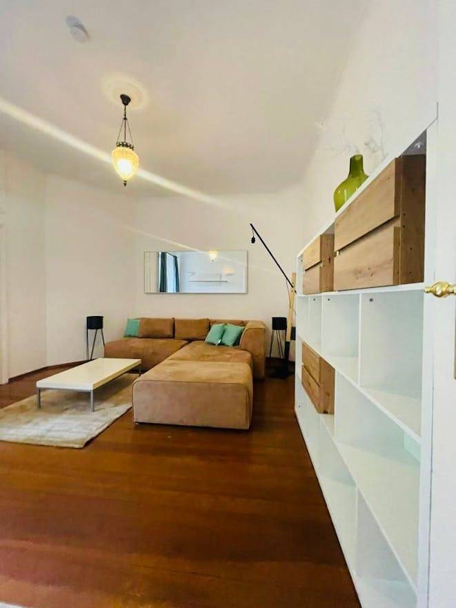 70 M² Appartement ∙ 1 Slaapkamer ∙ 3 Gasten - München