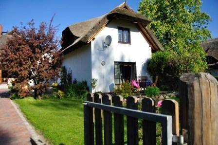 75 M² Ferienhaus ∙ 2 Schlafzimmer ∙ 3 Gäste - Ahrenshoop