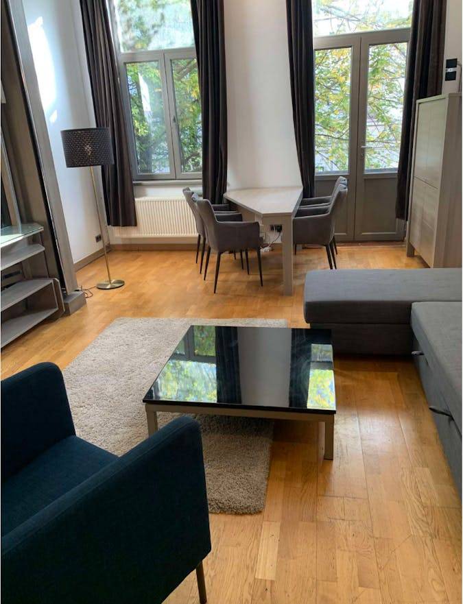 95 M² Appartement ∙ 2 Personnes - Schaerbeek