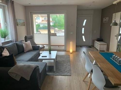95 M² Ferienwohnung ∙ 2 Schlafzimmer ∙ 4 Gäste - Mücheln (Geiseltal)