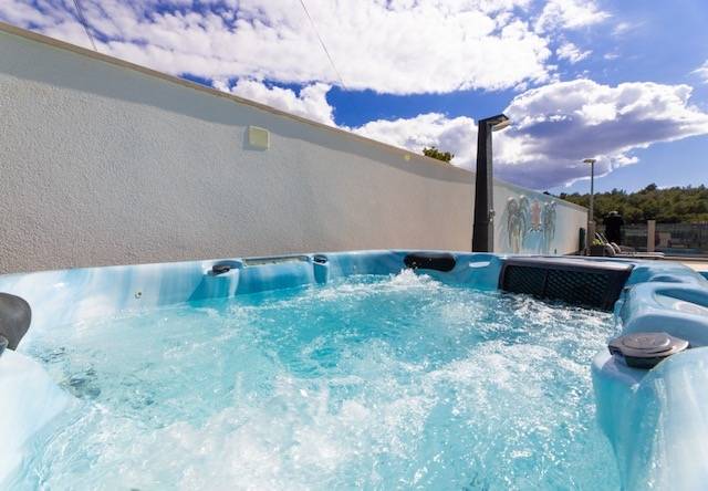 60 M² Apartment ∙ 2 Bedrooms ∙ 4 Guests - Supetar