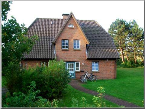 80 M² Ferienhaus ∙ 3 Schlafzimmer ∙ 6 Gäste - Utersum