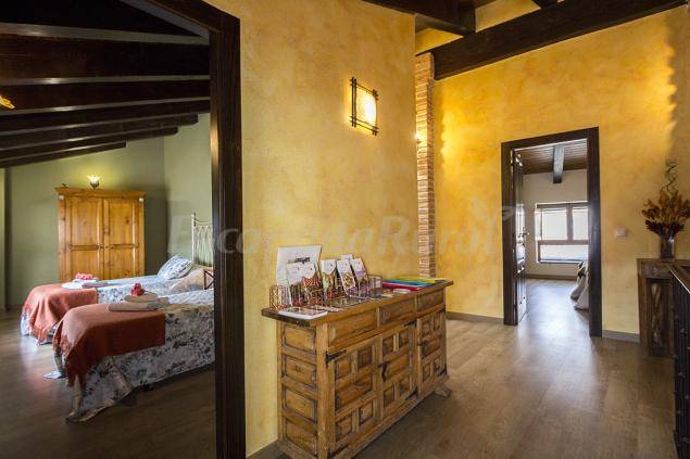 Cottage ∙ 5 Bedrooms ∙ 12 Guests - Arnedo
