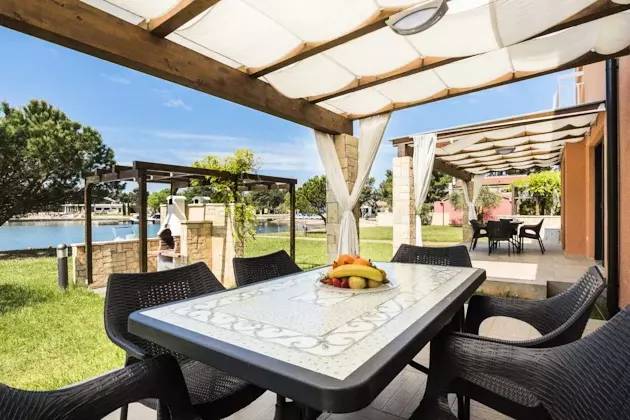 54 M² Appartamento ∙ 2 Camere Da Letto ∙ 6 Ospiti - Umago