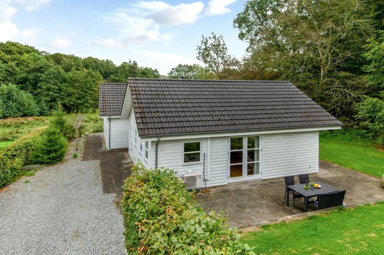 Geräumiges Ferienhaus in Kelstrup Strand mit Garten & Terrasse + Nah am ...