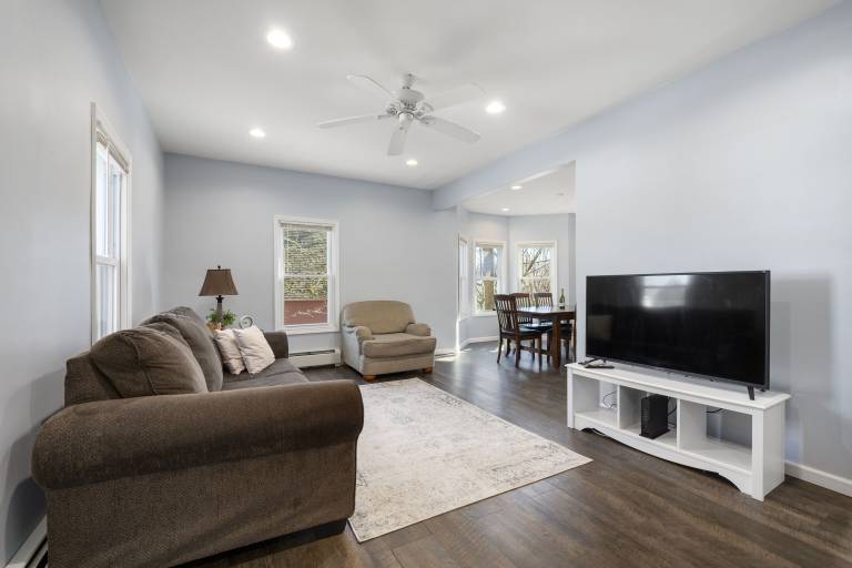 Oneonta Vacation Rentals | HomeToGo