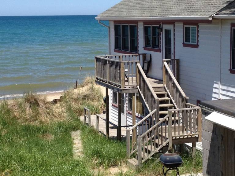 Indiana Dunes State Park Lodging from $263 | HomeToGo