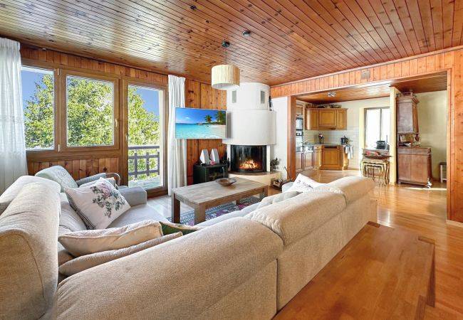 150 M² Maison De Vacances ∙ 4 Chambres ∙ 10 Personnes - Martigny
