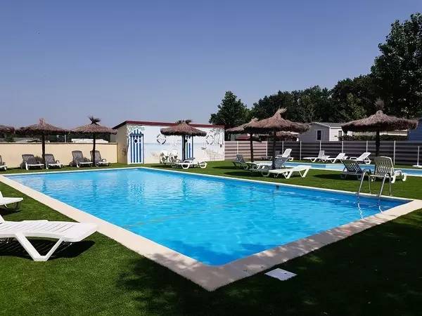 35 M² Mobil-home ∙ 2 Chambres ∙ 4 Personnes - Gironde