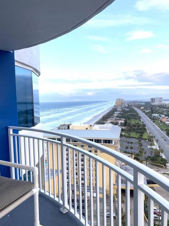 111 M² Ferienwohnung ∙ 2 Schlafzimmer ∙ 6 Gäste - Daytona Beach, FL