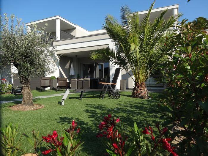 100 M² Villa ∙ 4 Bedrooms ∙ 8 Guests - Saint-Tropez