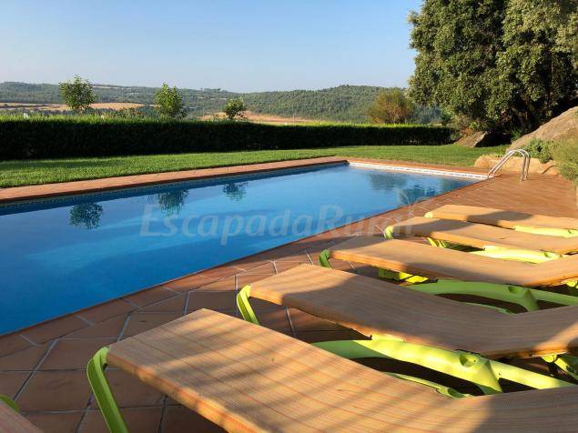 Cottage ∙ 17 Bedrooms ∙ 6 Guests - Cardona, Spain