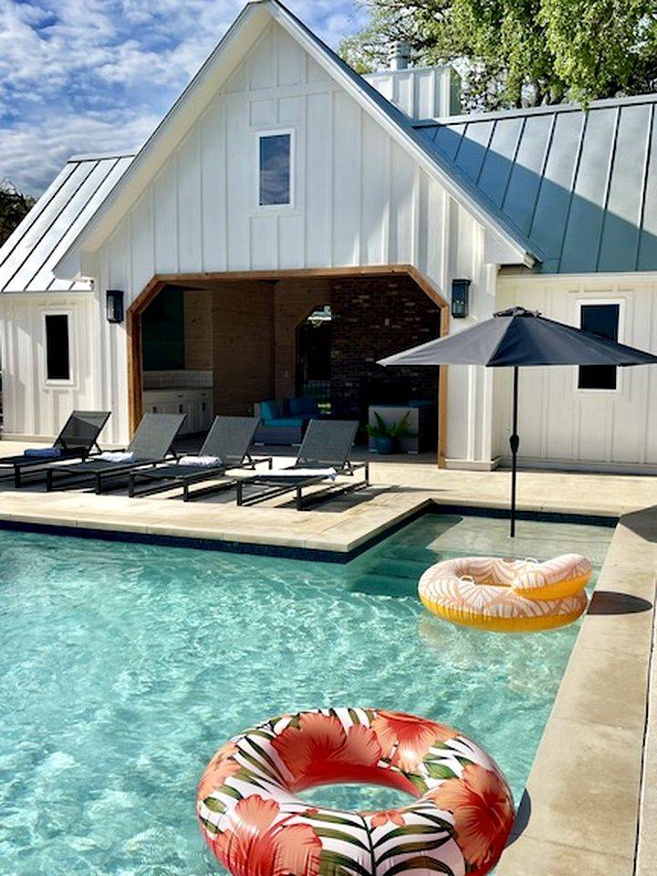 House ∙ 2 Bedrooms ∙ 4 Guests - Wimberley, TX