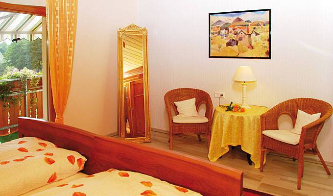 53 M² Ferienwohnung ∙ 1 Schlafzimmer ∙ 3 Gäste - Zell am Harmersbach
