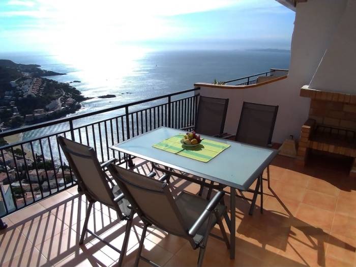 59 M² Apartamento ∙ 2 Habitaciones ∙ 4 Huéspedes - Cadaqués