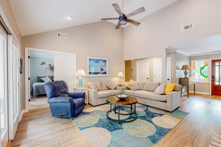 Harbour Town, SC Vacation Rentals from $129 | Hometogo